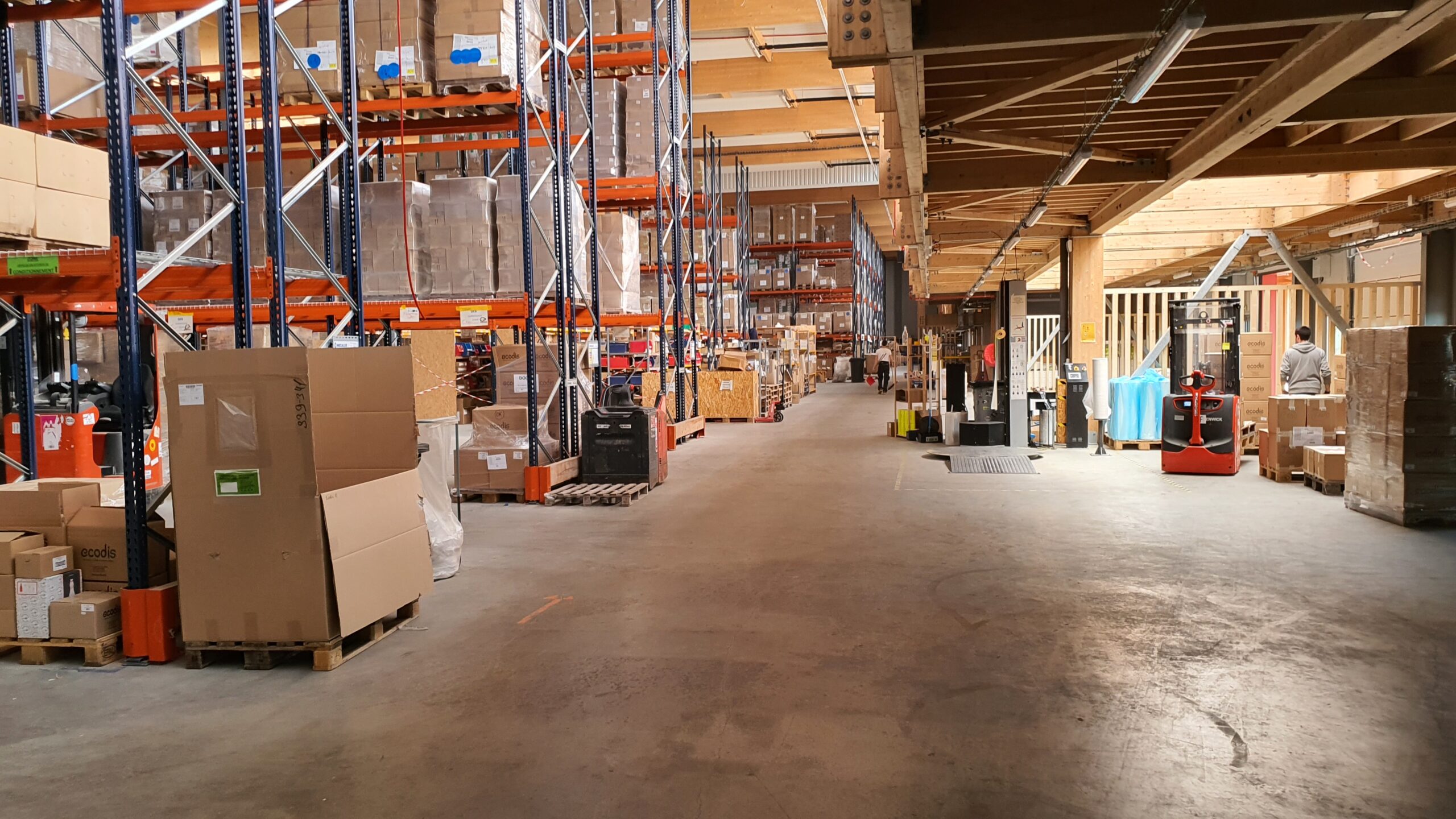 Organiser l'ensemble des opérations, Proposer les équipements et matériels pour l'extention de l ...